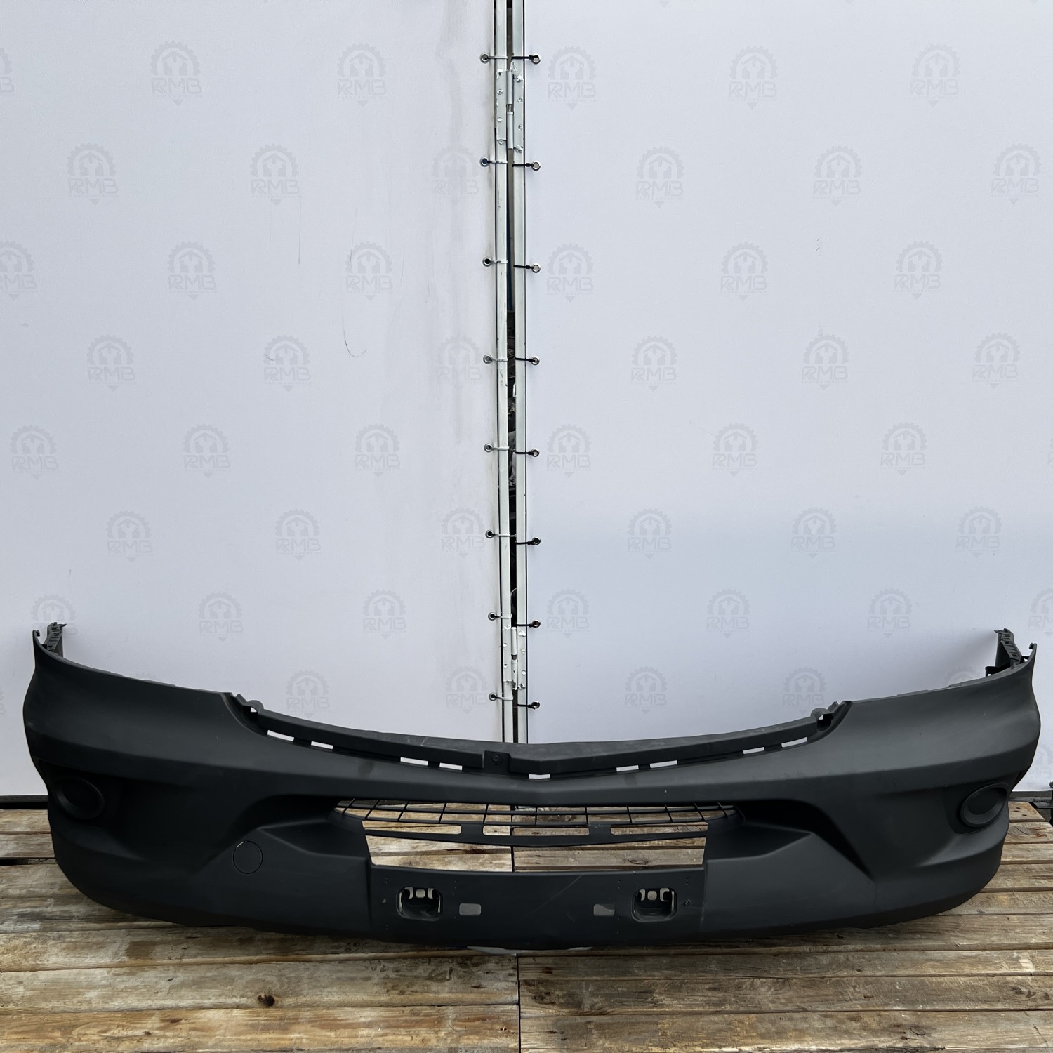 А9068801570 Бампер передний на Mercedes Sprinter W 906 РЕСТАЙЛ С 2013 ...