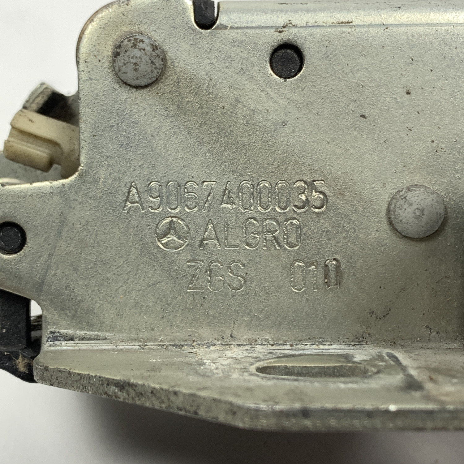 А9067400035 Замок задней двери на Mercedes Sprinter W 906 А9067400035 ...