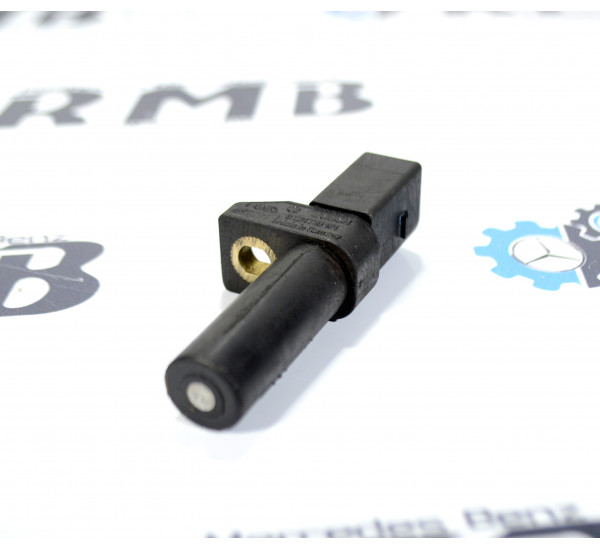 A 003 153 27 28 Датчик положения коленвала на Мерседес Спринтер (w 903 ...